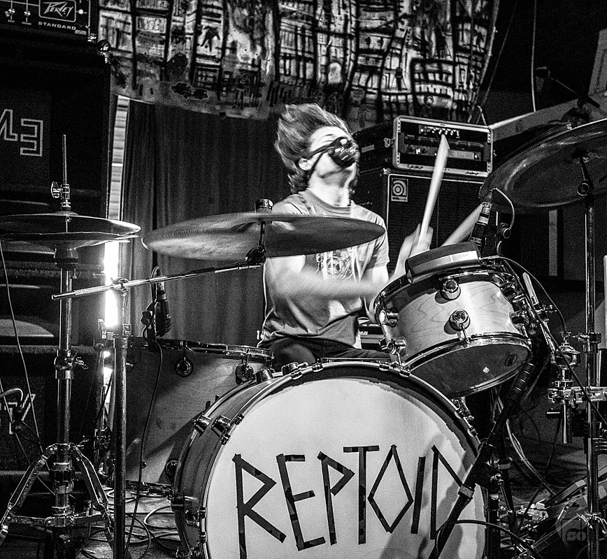 Interview & Song Premiere: Reptoid