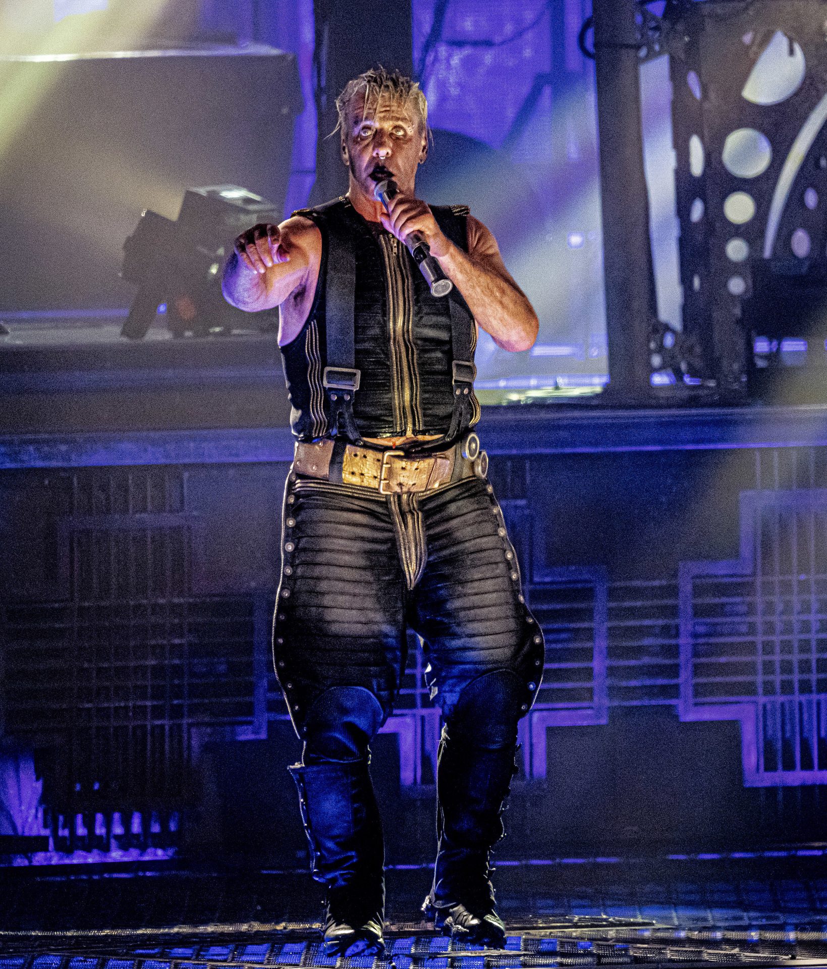 Ich Will Feuer: Rammstein at Gillette Stadium in Foxborough, MA 9/9 ...
